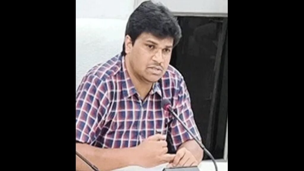 Andra Vamsi appointed PS to MoS Home Bandi Sanjay Kumar