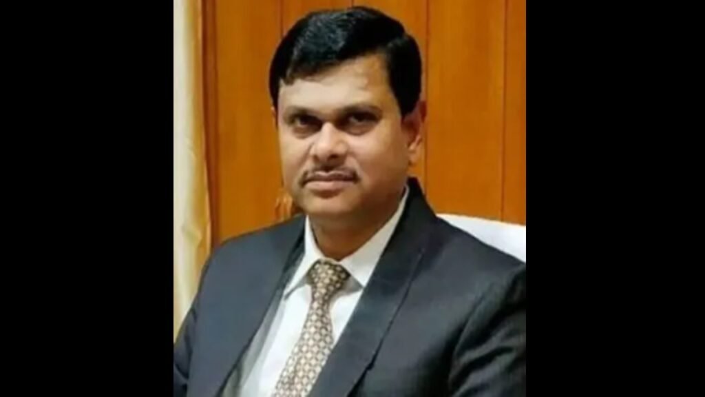 K’taka IAS Mahantesh Bilagi killed in road accident
